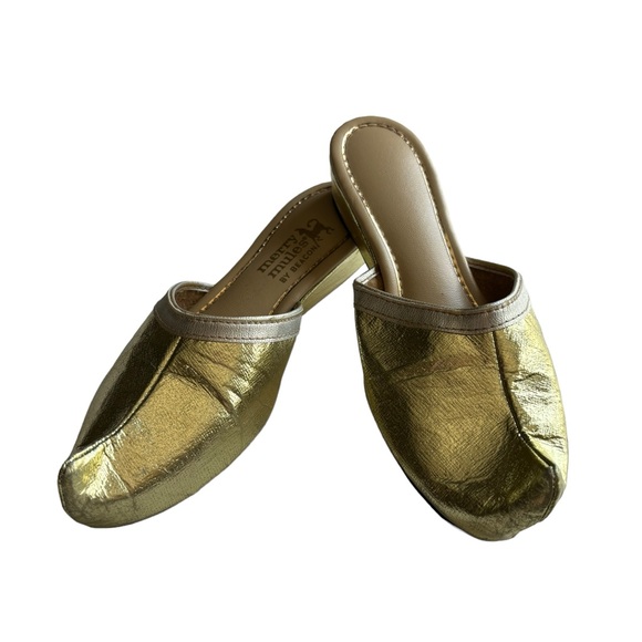 Merry Mules By Beacon | Shoes | Vintage Merry Mules By Beacon Gold Foil Pixie Elf Slides House ...